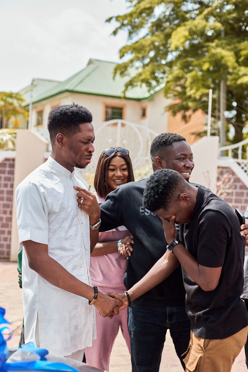 Spotlite Nation Boss Moses Bliss Gifts Three Signees Brand New Cars ...